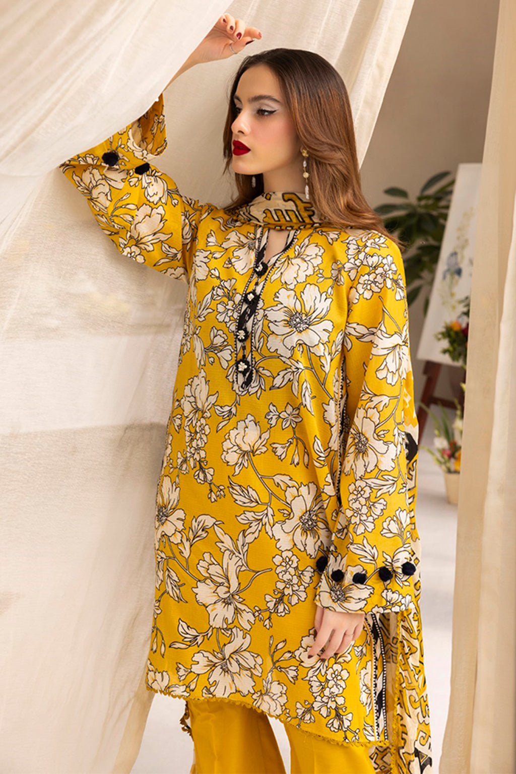 Arty Amber – NAQSHOfficial